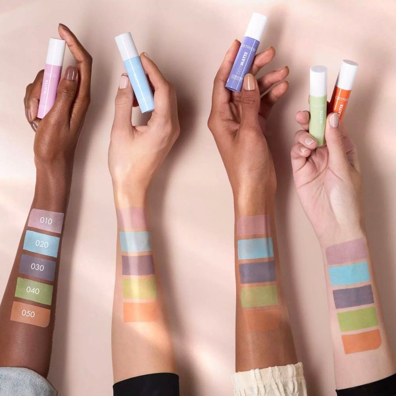 Sombra Líquida Catrice Deep Matte Liq. Eyesh. 050 - Aruma